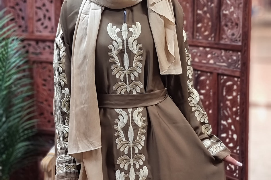 The Significance and Beauty of the Abaya in Muslim Culture | AbayaTopia